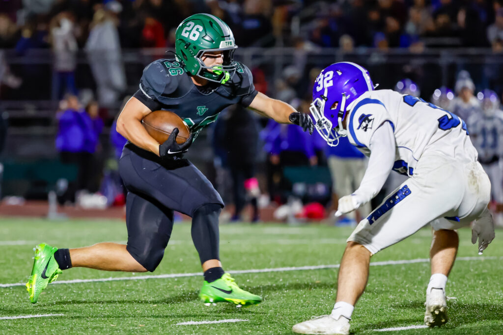 Record-setting Drew Engle has no problem scoring touchdowns or sharing ...